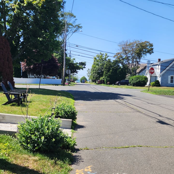 Charming Home In Beach Community - Bridgeport, CT