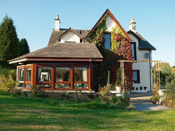 Twin Room - Spean Bridge