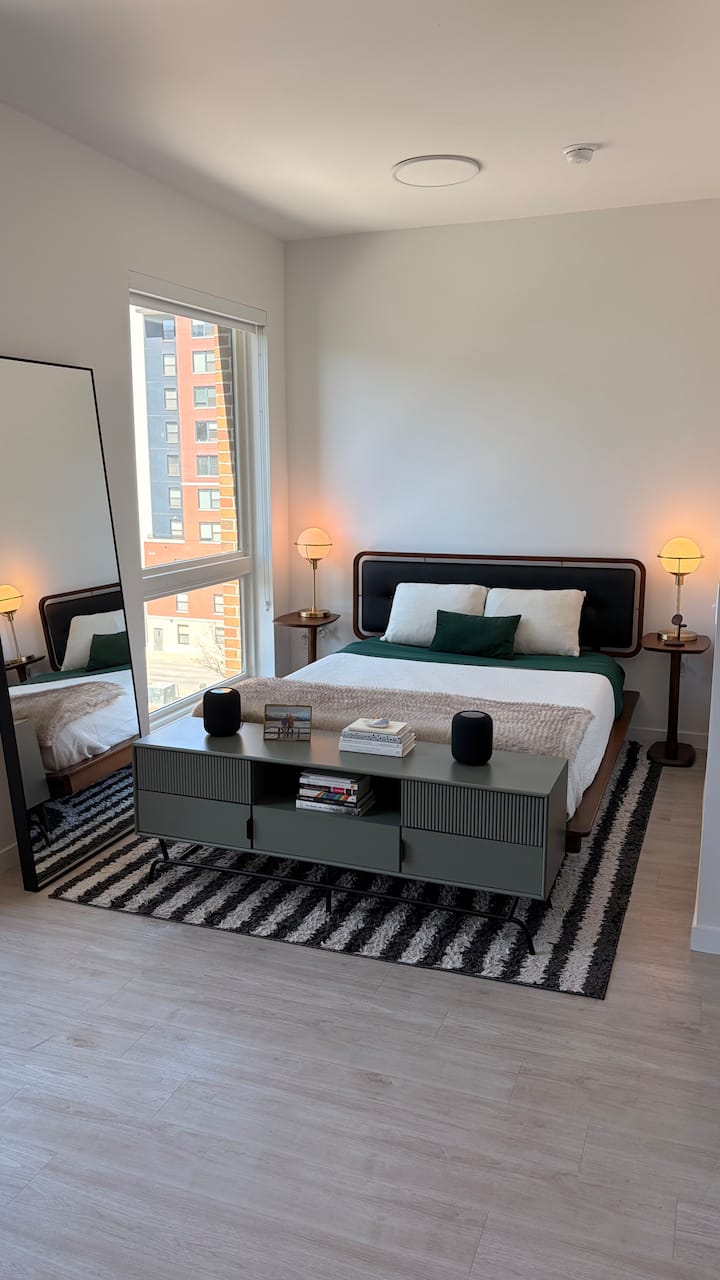Mile High Modern: Chic Downtown Denver Studio - Wheat Ridge, CO