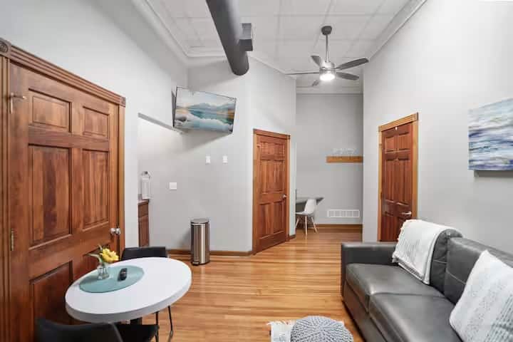 Fox Loft - Topeka, KS