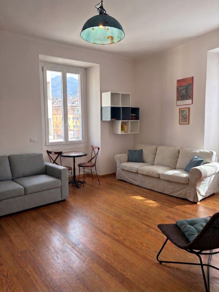 Large Apt 2min Station (Ac+gym+workspace) - Santa Maria Maggiore