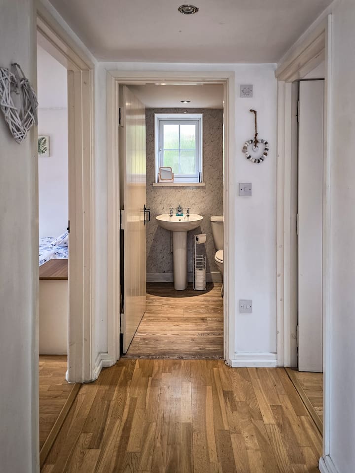 Cosy Cottage, Sleeps 4, Peaceful Location - 赫特福德郡