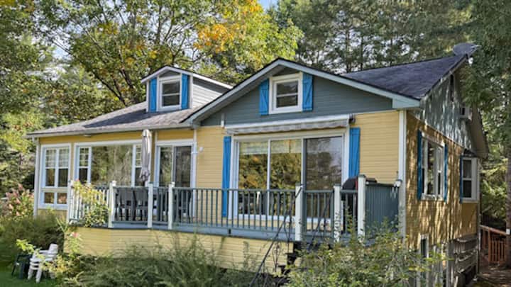 Chalet Crocollines Sur Le Bord De Lac Avec Plage. - Lac-Simon