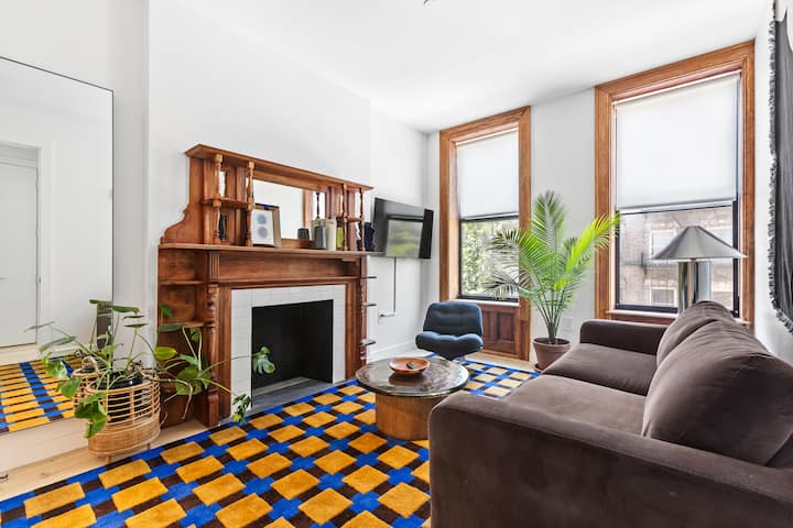 Comfy Group Travel Apt With Historic Charm - Arthur Ashe Stadium - NYC