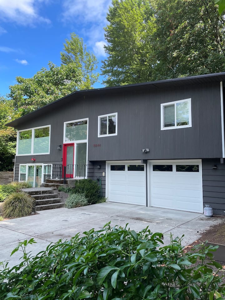 Kenmore Retreat: Parks, Trails & Easy City Access - Bothell, WA