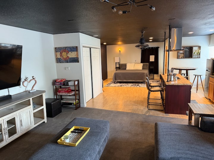 The Cozy Nest - Lakewood