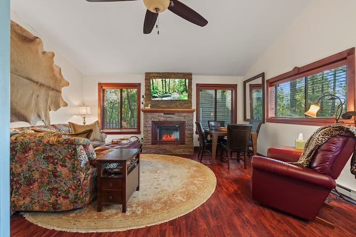 The Snug, Cozy Cabin In Tall Shady Pines - Pinetop-Lakeside, AZ