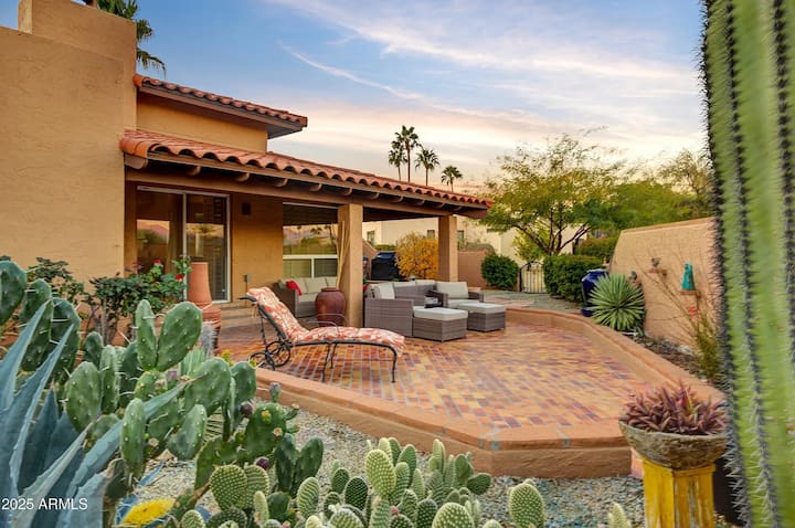 Paradise On Primo Circle - Rio Verde, AZ