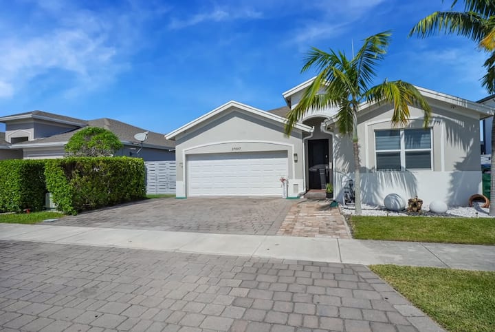 Cozy Everglades 1 Br Retreat | Fast Wifi | Keys - Homestead