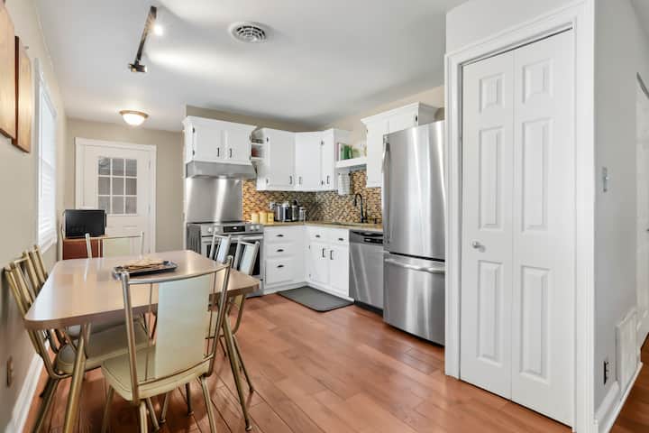 Charming Johnstown Ranch: 30 Min Downtown Columbus - New Albany, OH