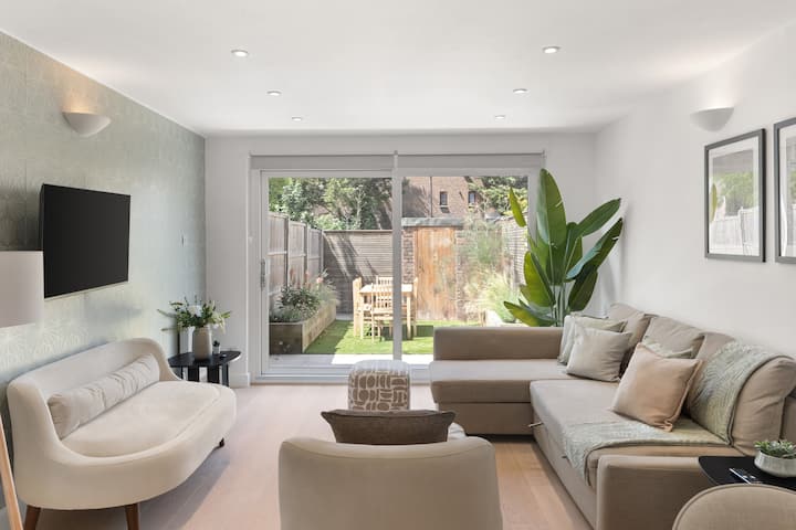 Spacious 4br House | Garden & Family Friendly - London