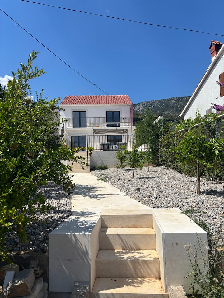 Villa Tricolore - Bol