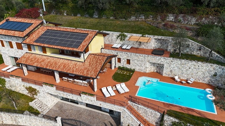 Villa Paradise - Lake View, Spa, Pool, Gym - Pai