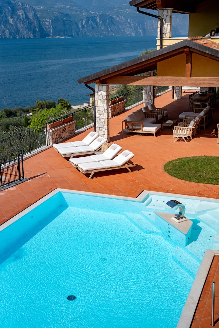 Villa Paradise - Lake View, Spa, Pool, Gym - ベネト