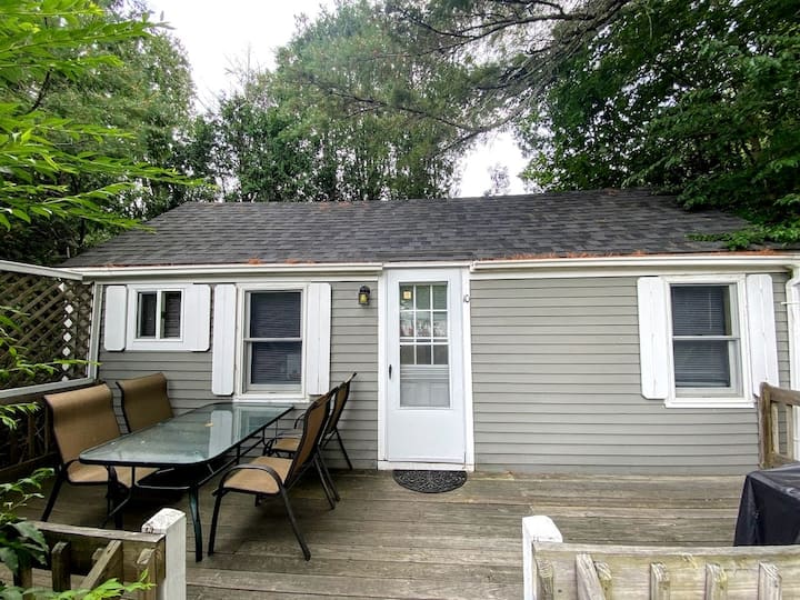 Cozy Maine Cottage With Outdoor Dining & Modern - Camden, ME