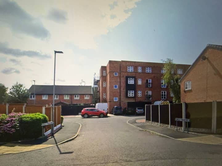 My Loved Apartment Home With Beautiful Mersey View - Warrington