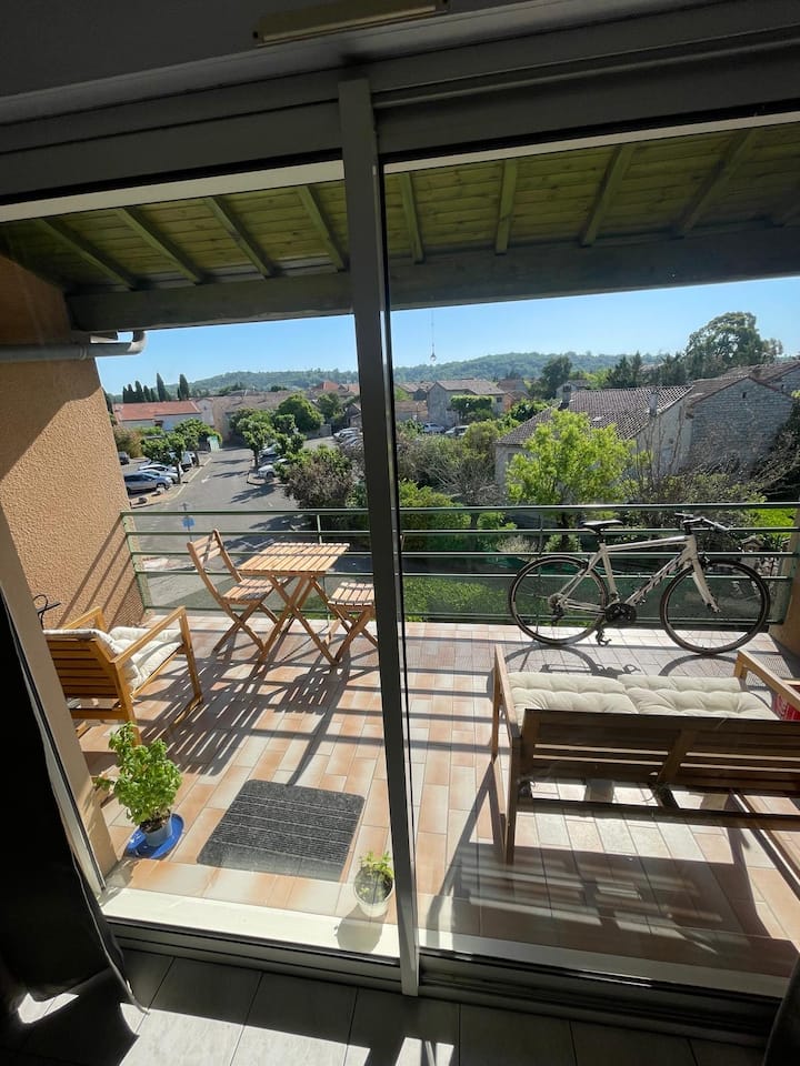 Ruoms Centre Appartement T2 Avec Terrasse - Balazuc