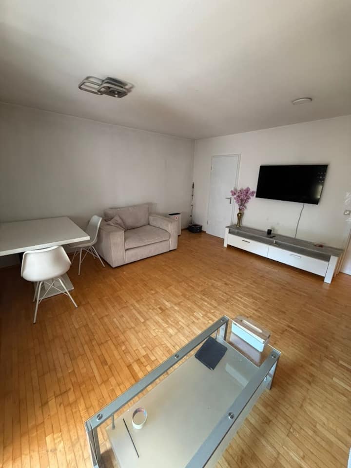 Bright 66m² Flat, 2 Terraces, Garage - Munich