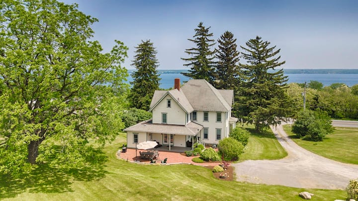 Fox Run Vineyards: Seneca Lake Wine Dream Home - Seneca Lake, Penn Yan