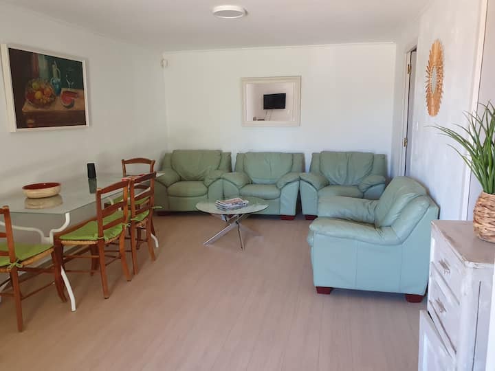 Appartement En Maison Individuelle, Tout Confort - Sanary-sur-Mer