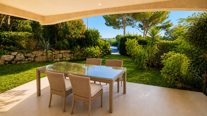 Agay, Proximité De La Plage Et Des Commerces - Agay