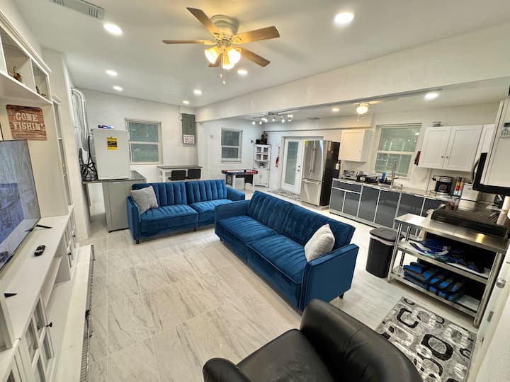 Modern Crystal River Fisherman’s Gulf Hideaway! - Homosassa
