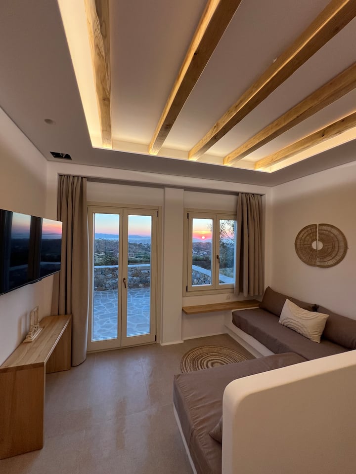 Pyrgianos Suites - Private Pool - Naxos