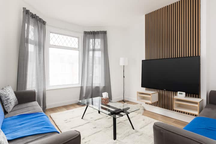 Stylish 2br With Easy Central London Access - Romford