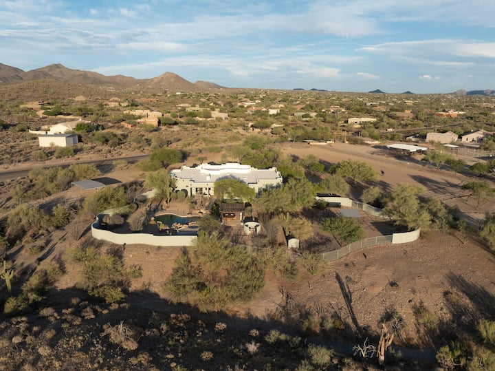 Spur Cross By Luxekey | Pool, Spa & Views - Cave Creek, AZ