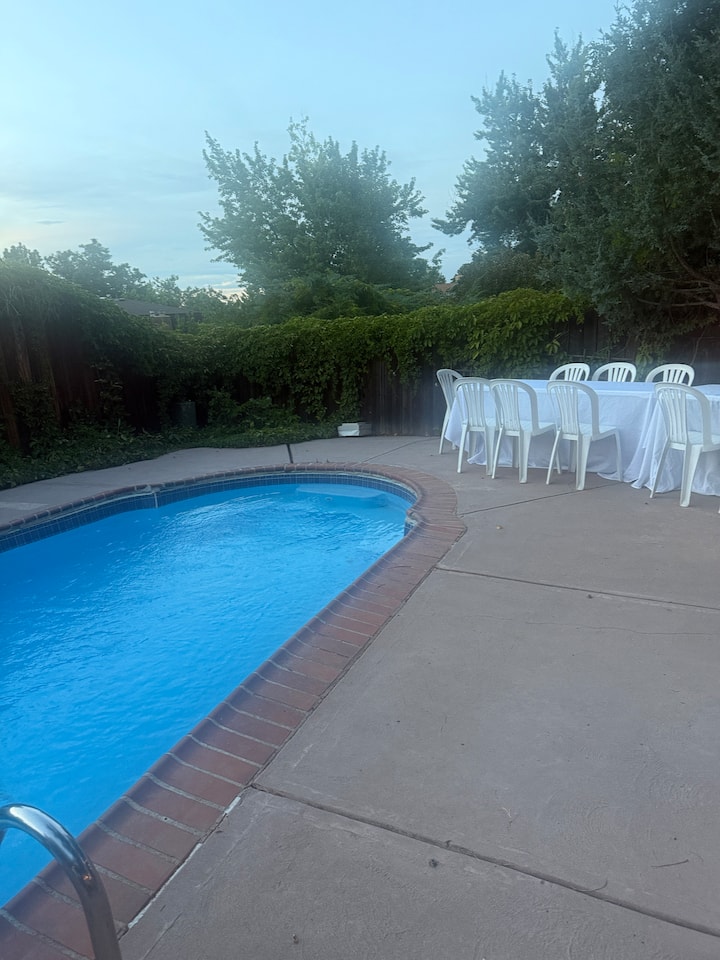 Basement Only! Private Entrance, - Lakewood, CO