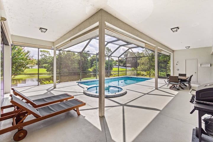 Canal Home W/ Pool, Hot Tub & Pac-man - Bradenton Beach, FL