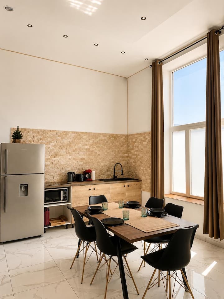 La Suite Paisible Parking & Climatiseur - Neuville-sur-Saône