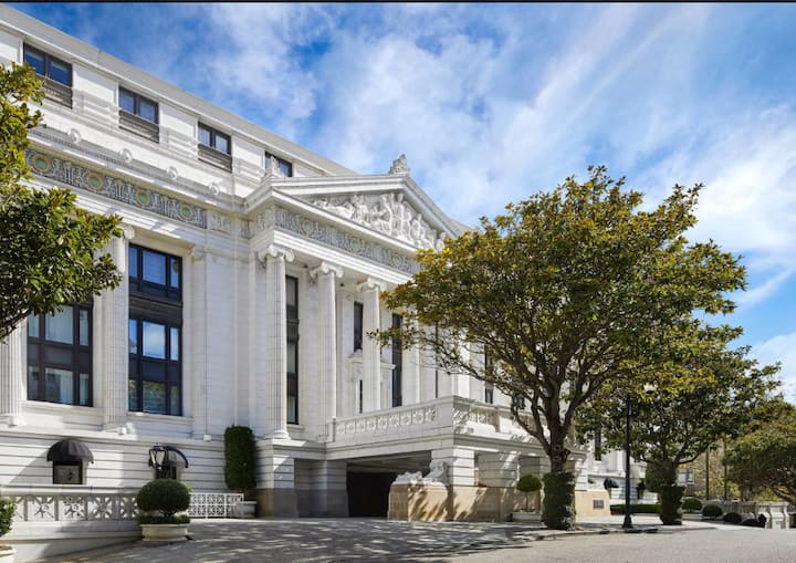 2bd Suite In The Ritz-carlton San Francisco - San Francisco, CA
