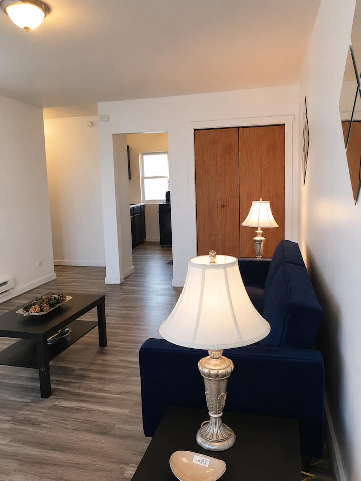 21 One Bedroom Apartment - Joliet, IL