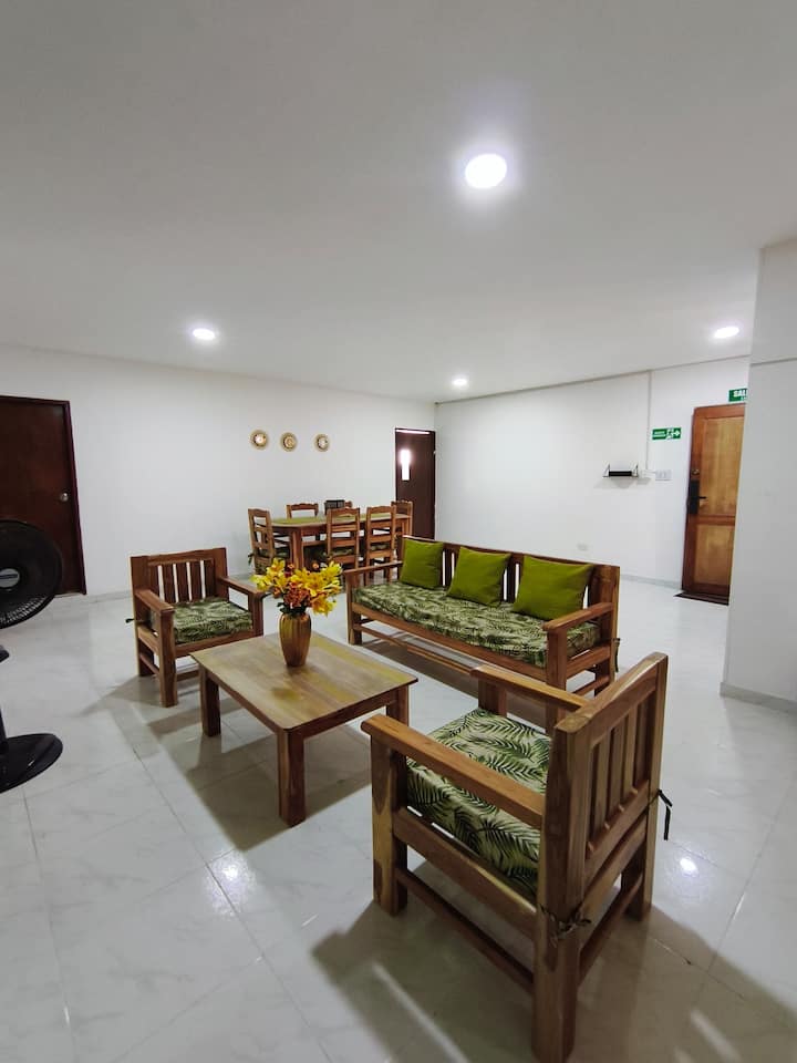 Apartamento Amplio Para Familias Y Grupos | Centro - Santa Marta, Colombia