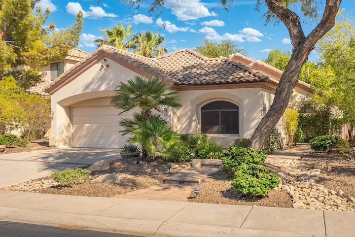 Midterm Retreat In Gated Golf Community - Litchfield Park, AZ