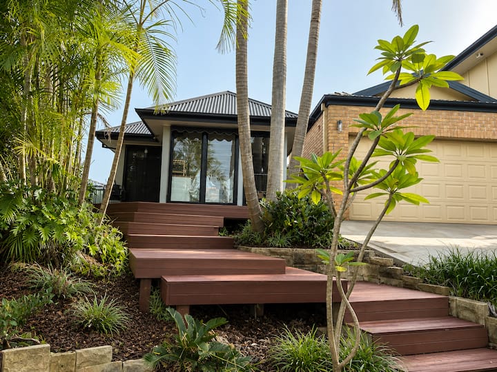 Modern Private Guesthouse In Fletcher - Newcastle