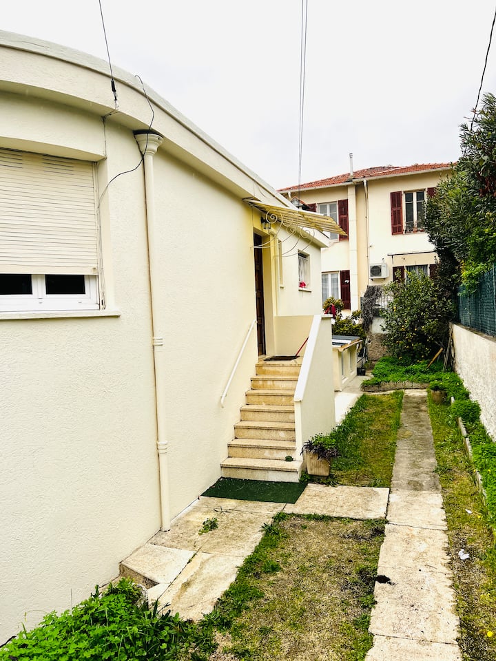 Villa 7 Chambres 15 Pers Proche Aéroport Et Plage - 尼斯