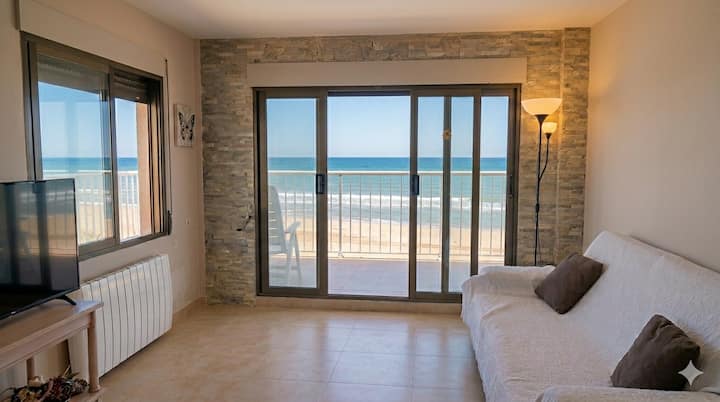 Primera Línea De Playa · 3 Hab. · Gran Terraza - El Perellonet