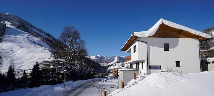 Ferienwohnung 4 Personen Mit 2 Bädern In Saalbach - Saalbach