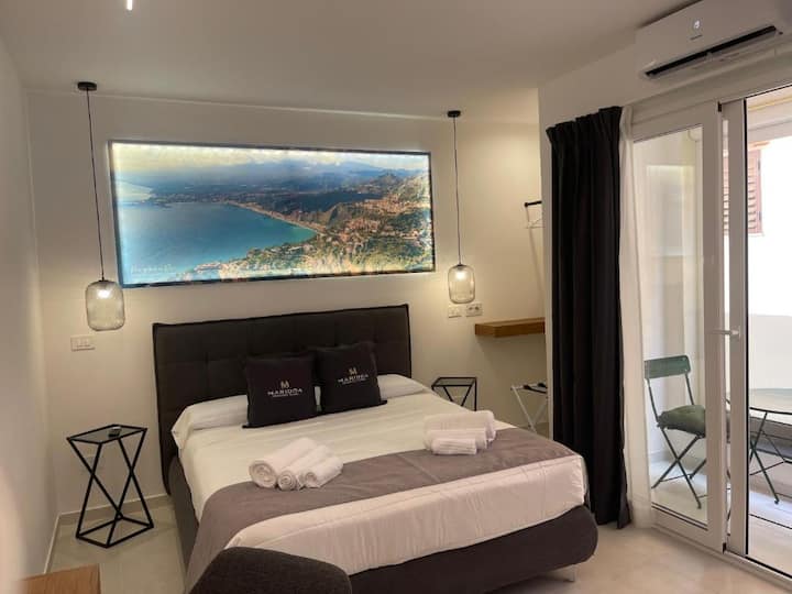 Maridda
*Experience Rooms*
Suite - Naxos
