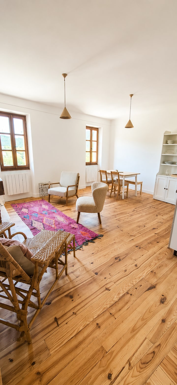 Appartement Avec Jardin - Cœur Du Village - Aurel