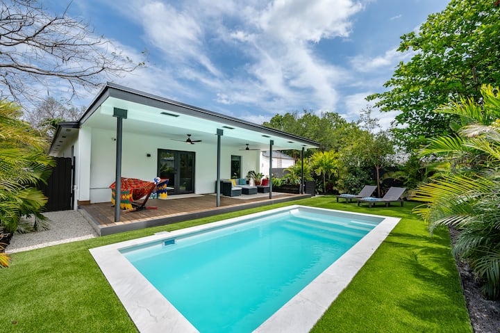 Casa Galeria-design District Art Retreat - Miami