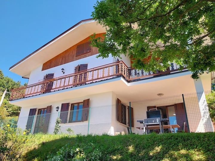 Casa Anna San Zeno Di Montagna - Bardolino