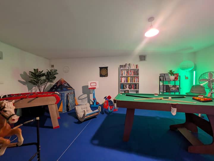 Très Grand Appartement Familial Avec Salle De Jeux - Pézenas