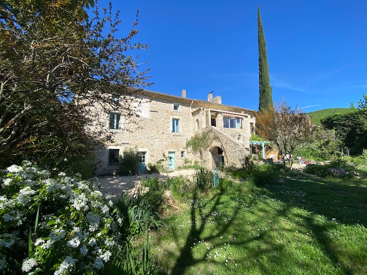 Bastide 10 Pers. Et Suite De Plain-pied • Grignan - Drôme