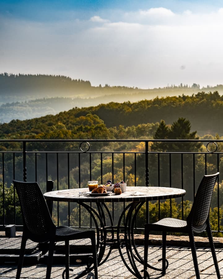 Château De Cachard : Spa, Piscine & Domaine Privé - Lamastre