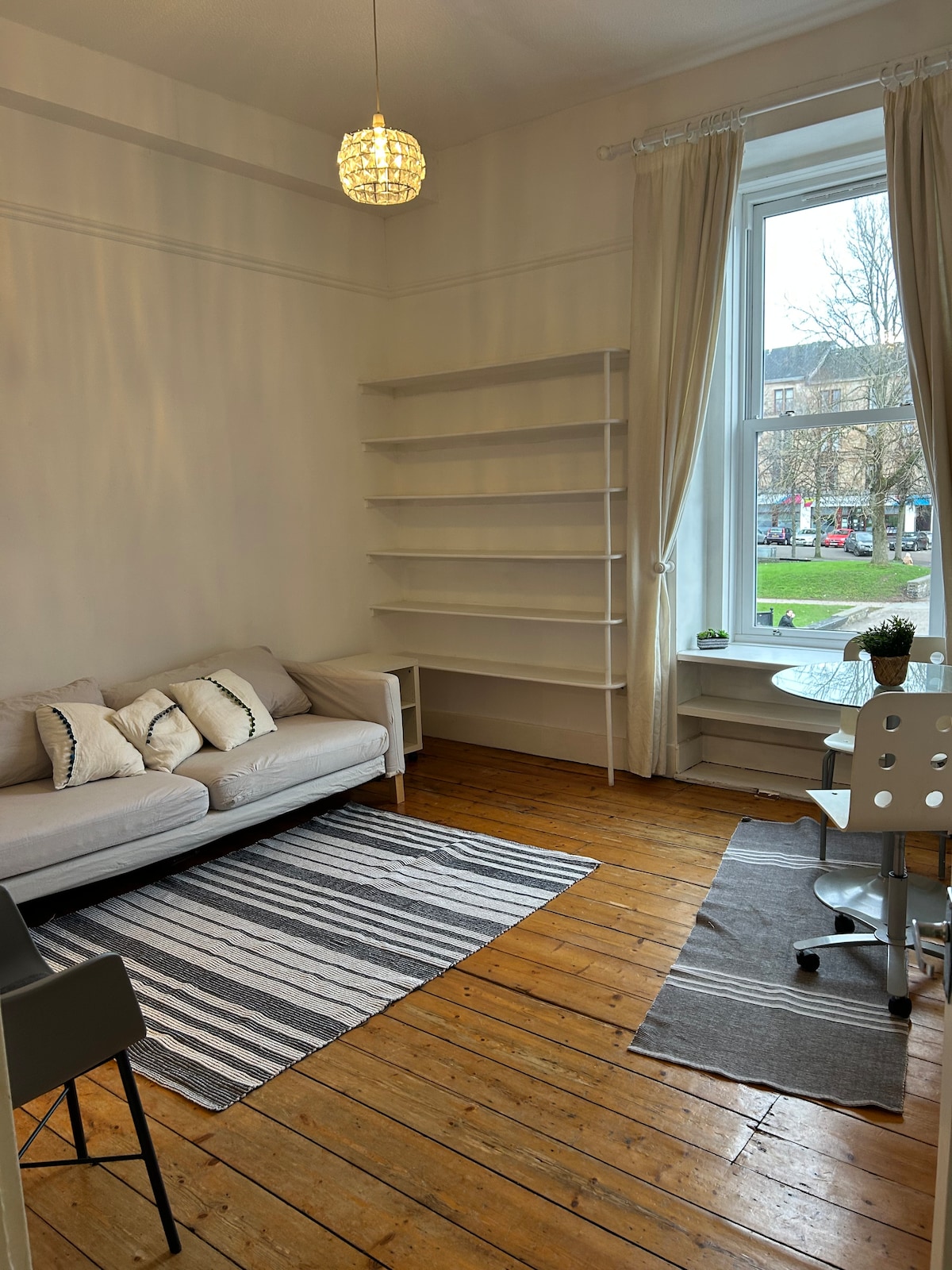 Commenwealth Games central located flat - Apartments for Rent in ...