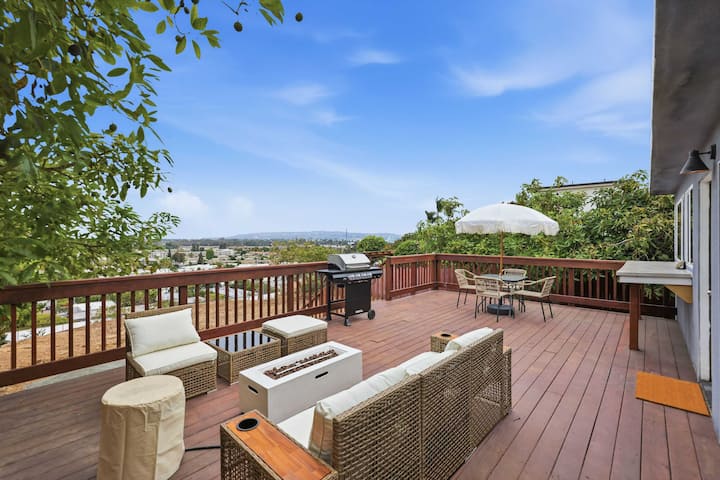 Point Loma Deck Views | Bbq | Lounge + Fire Pit - San Diego Airport (SAN)