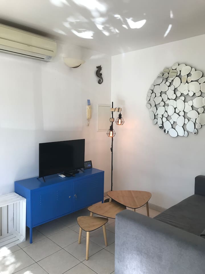 Appartement 2p Avec Terrasse - Nîmes